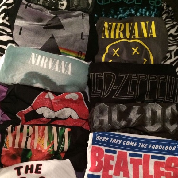 Hot Topic | Tops | Band Tees | Poshmark
